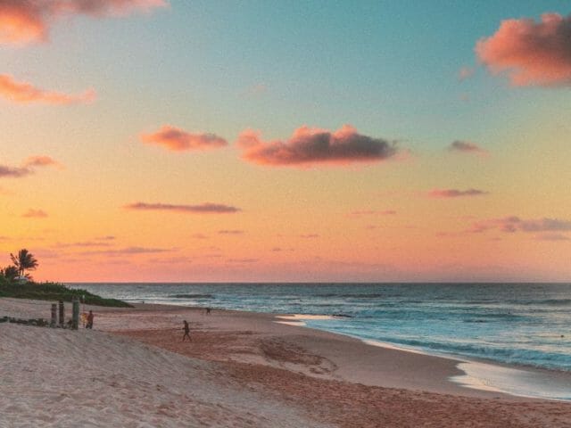 15 Top Spots to Watch the Best Sunsets in Oahu, Hawaii