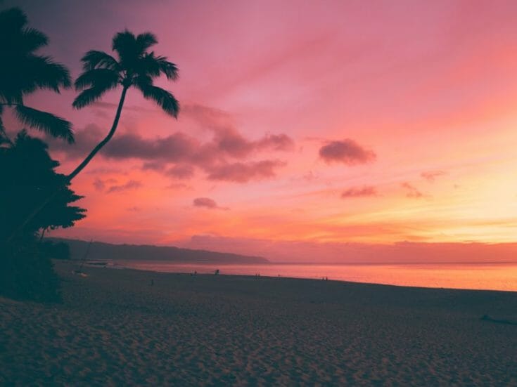 15 Top Spots to Watch the Best Sunsets in Oahu, Hawaii