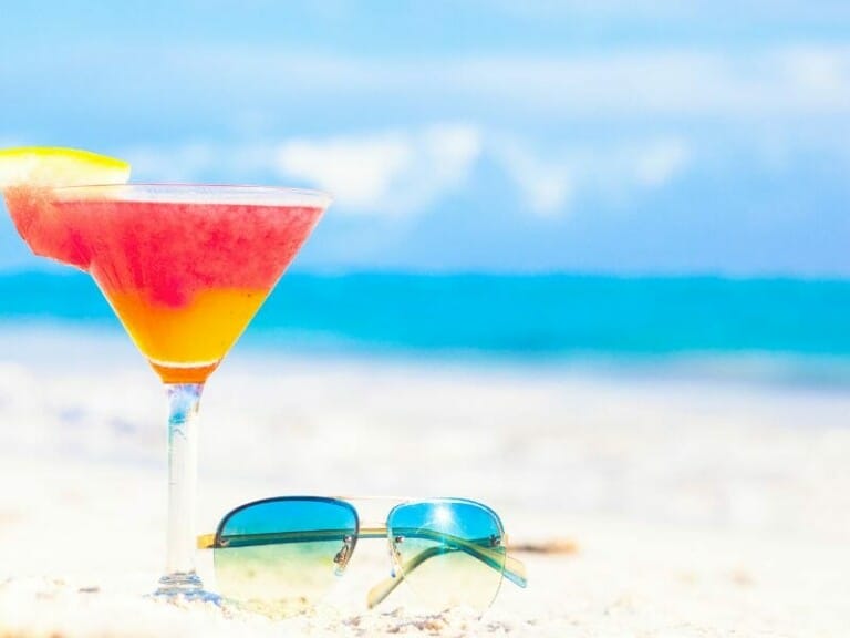 Bahamas Drinking Age: What You Need to Know When Drinking in The ...