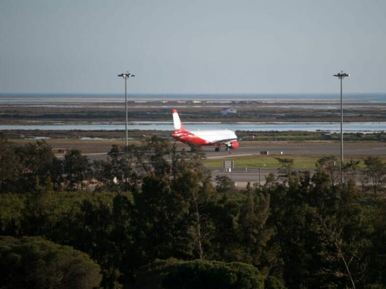 18 Things to Know Before Renting a Car in Faro Portugal (2023)