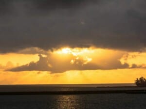 10 Breathtaking Hilo Beaches You Must Visit