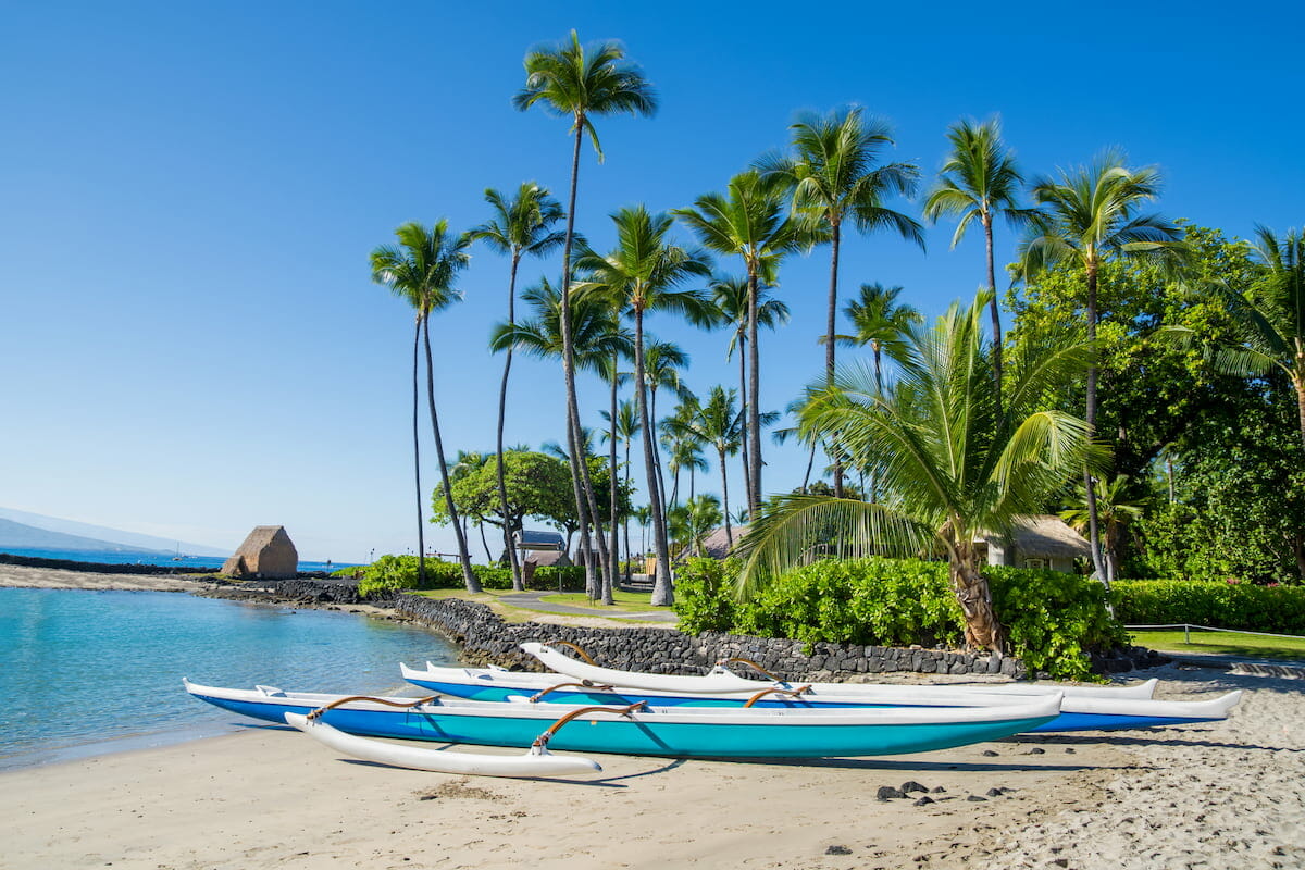 Visitor’s Guide to Kamakahonu Beach (King Kam Beach)