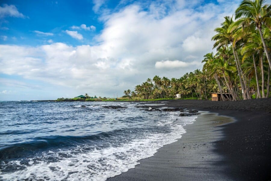 10 Breathtaking Hilo Beaches You Must Visit