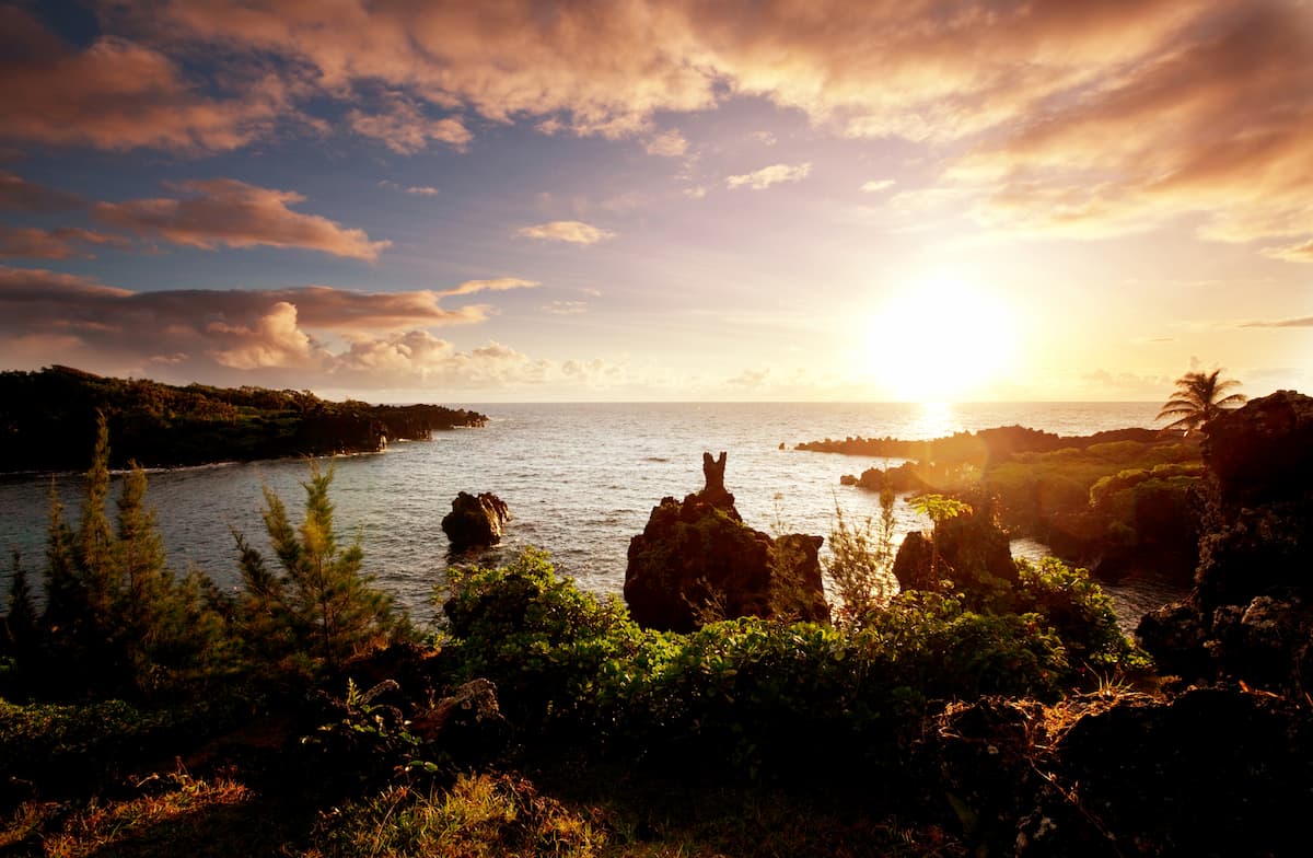 10 Breathtaking Hilo Beaches You Must Visit