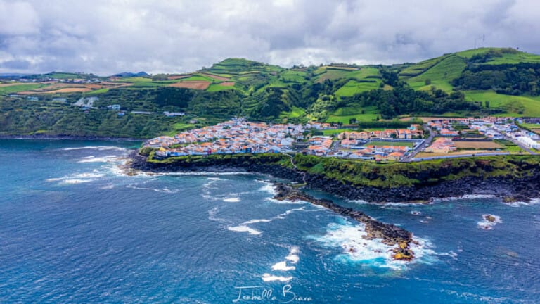 10 Volcanic Natural Pools in São Miguel That Looks straight out of a Movie