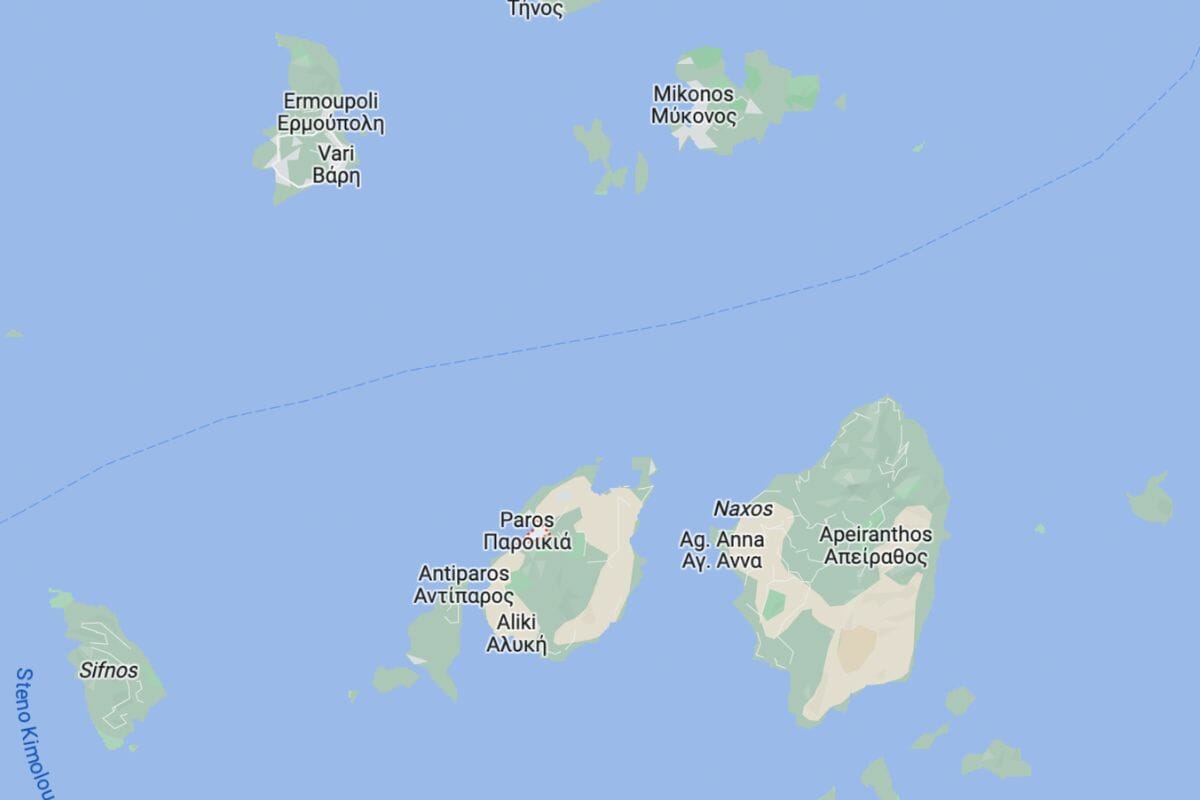 Ferries Naxos to Paros: The Complete Guide