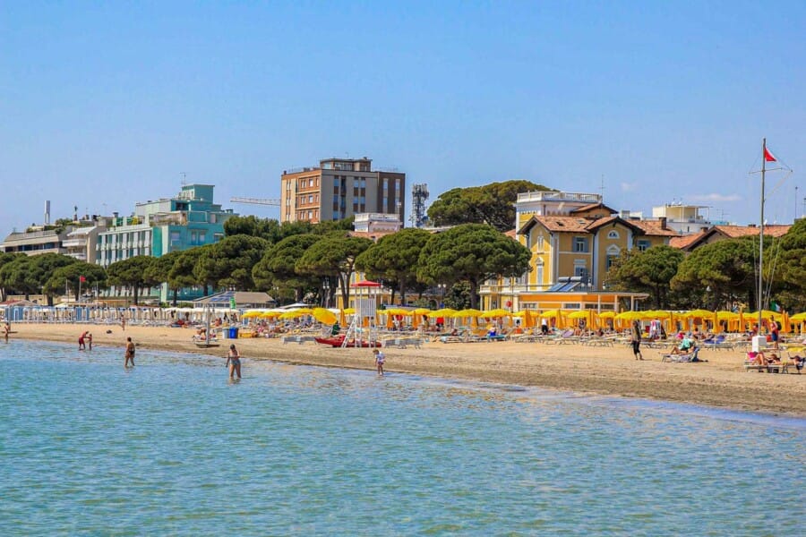 19 Amazing Beaches in Italy That You Must Visit This Summer