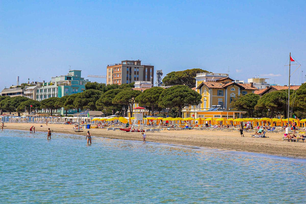 19 Amazing Beaches in Italy That You Must Visit This Summer