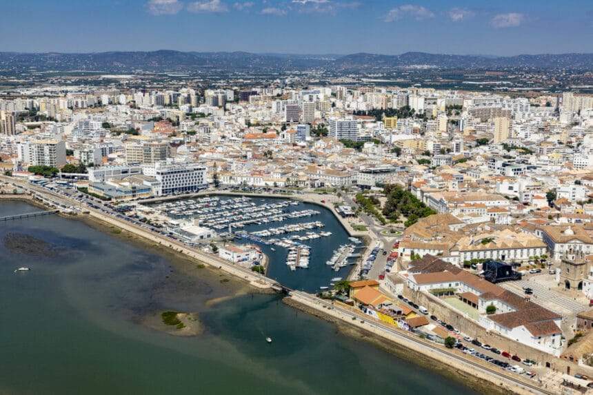 18 Things to Know Before Renting a Car in Faro Portugal