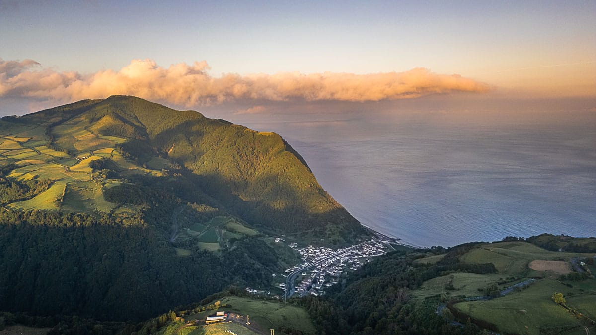 15 Amazing Warm Places to Travel in October