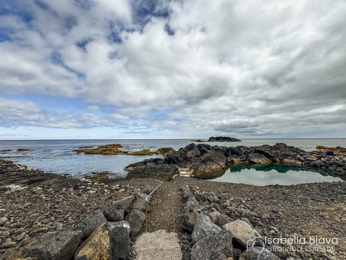 10 Volcanic Natural Pools in São Miguel That Looks straight out of a Movie